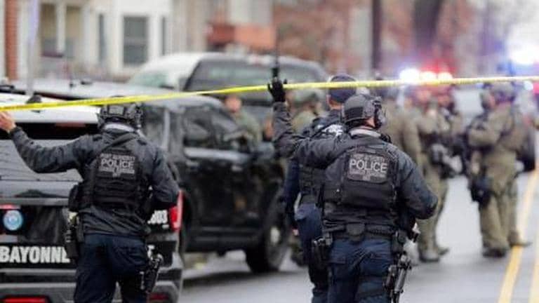 2 New Jersey police chiefs charged with sexually assaulting ...