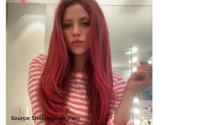 Shakira brings back 'MTV Unplugged' vibes from 1999 with her red hair ...