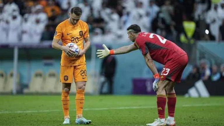 'This changes everything': IFAB to implement new rules for goalkeepers and penalty takers ...