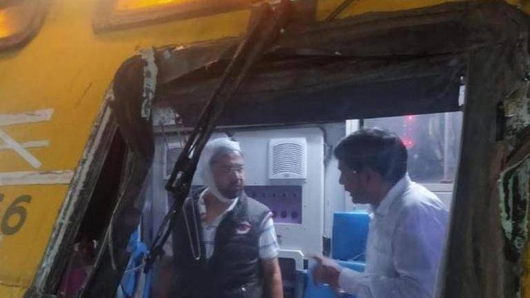 Maharashtra: Hydra crane collides with train near Naigaon, motorman ...