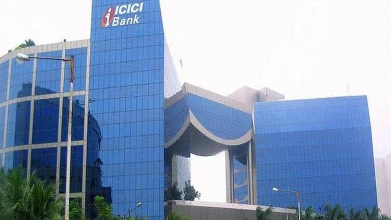 ICICI Bank launches special account for Indian students in UK- Republic ...