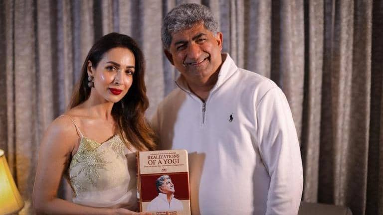 Renouncing is a lie: AiR-Atman in Ravi explains true meaning of being ...