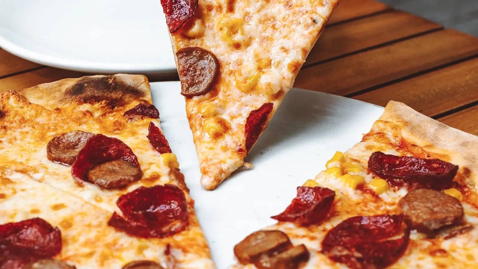 Cost-cutting and affordable pizzas fuel Jubilant FoodWorks' Q2 ...