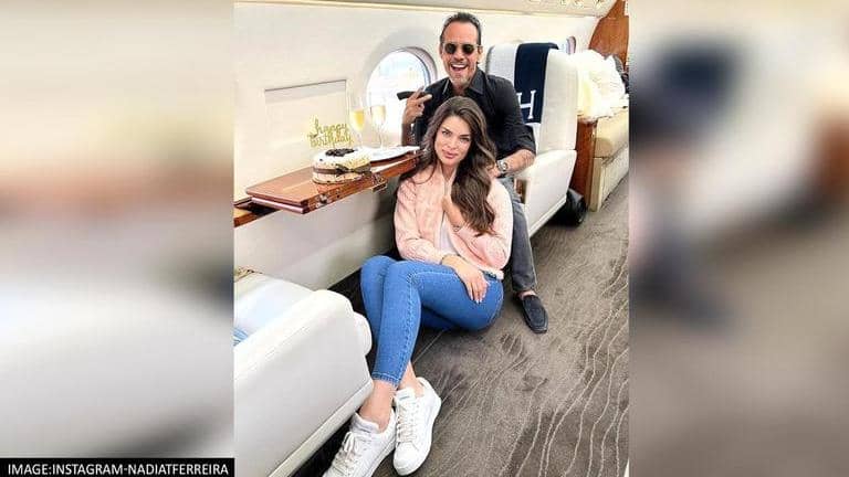 Marc Anthony engaged to Miss Universe 2021 runner-up Nadia Ferreira ...