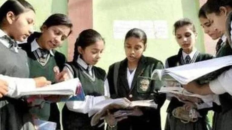 Maha govt reintroduces annual exams for Class 5 and 8, no-detention ...