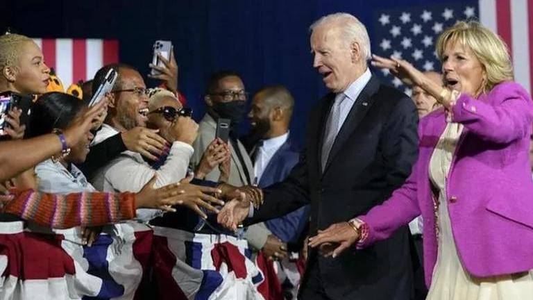 Democrats hold small but shrinking lead in key Arizona races | Republic ...