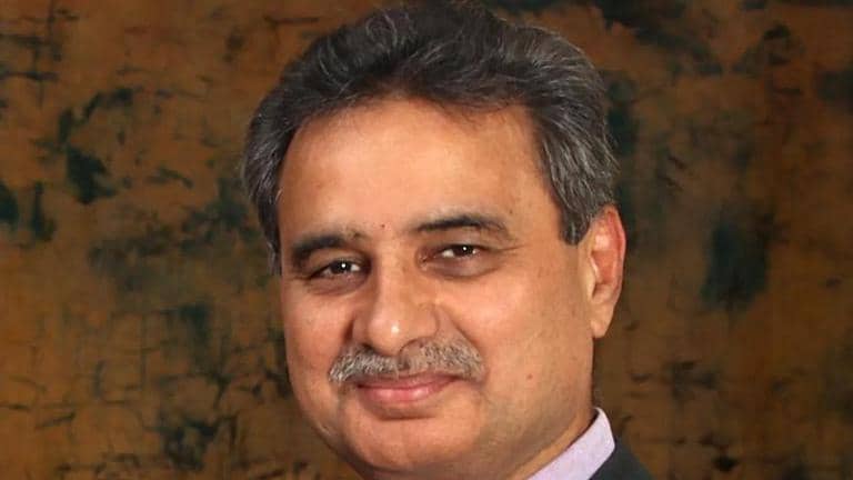 24 years on, pilot of IC-814, reveals how he scared Lahore ATC to get ...