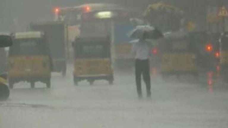 IMD issues red alert across Tamil Nadu, predicts heavy rainfall for next 3 days | Republic World