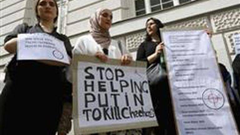 Austria: Vienna protest against killing of ethnic Chechen- Republic World