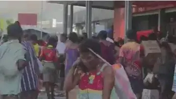 Papua New Guinea Riot: 15 Dead, Shops Attacked as Police Strike Over ...