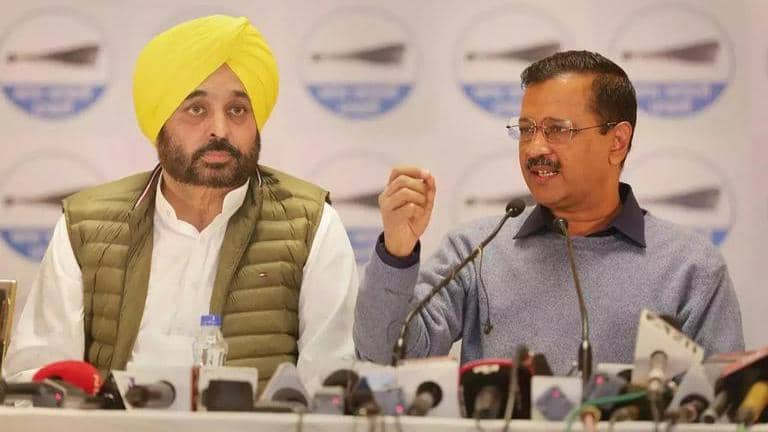 AAP leaders Arvind Kejriwal, Bhagwant Mann on 2-day Gujarat visit from ...