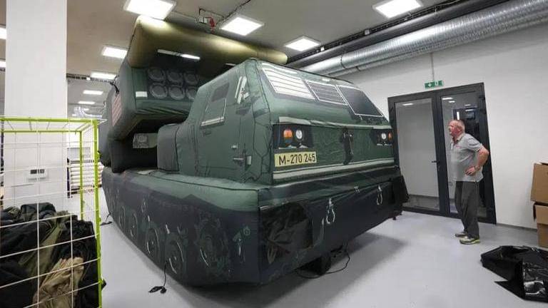 Inflatable tanks, missiles: Czech firm makes decoy armaments | Republic ...