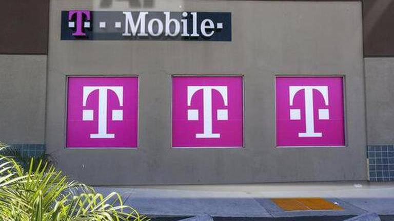 Sprint and T-Mobile merge, creating new wireless giant | Republic World