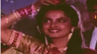 Before Bobby Deol In Animal, Rekha Did The Jamal Kudu Hook Step | Viral ...