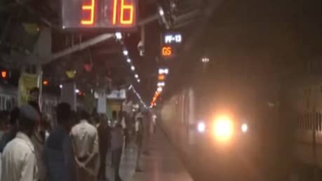 Restored Kanchanjunga Express Reaches Kolkata After Fatal Crash With ...
