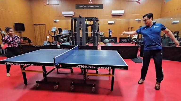 Law Minister Kiren Rijiju Vs Women's Table Tennis champion Sreeja Akula ...