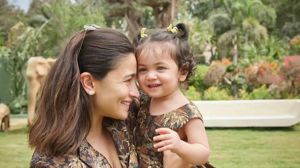 Ranbir Kapoor-Alia's Daughter Raha Makes Insta Debut In 'Wholesome ...