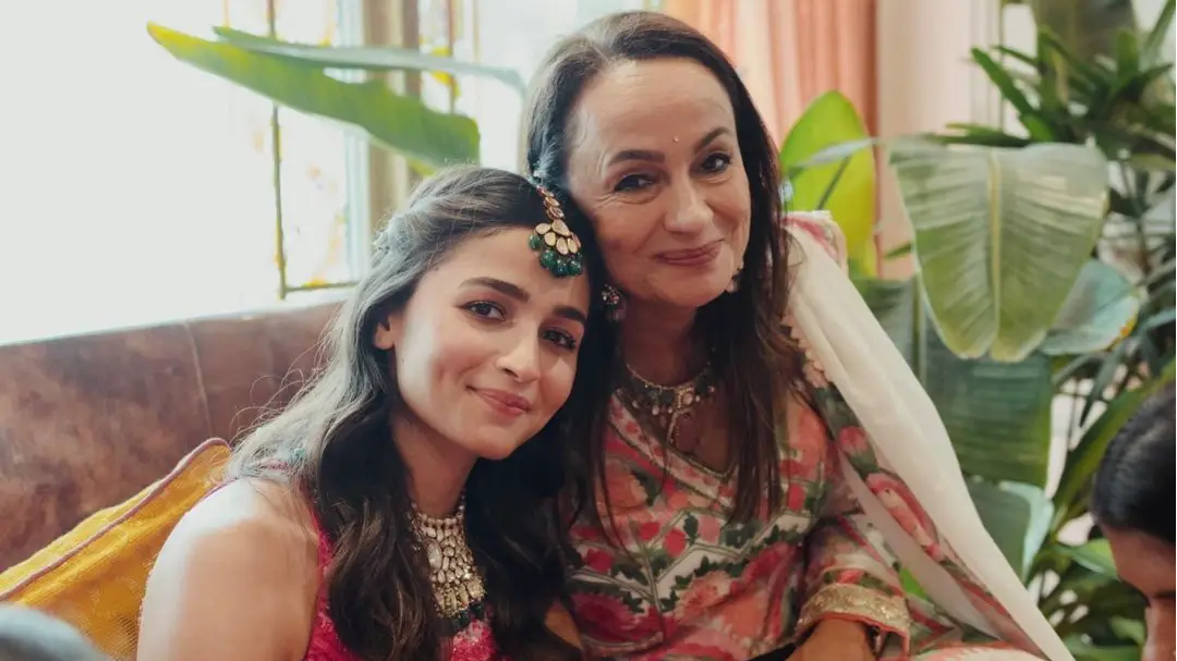 Soni Razdan Pens A Heartfelt Poem To Wish Daughter Alia Bhatt On Her ...