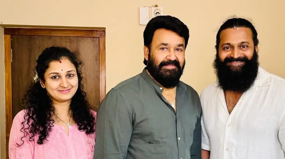Kantara Actor Rishab Shetty Is Honoured To Meet 'Legendary' Mohanlal ...