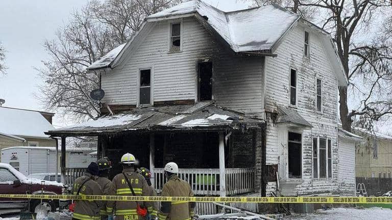 Iowa house fire that killed 4 children blamed on power strip | Republic ...