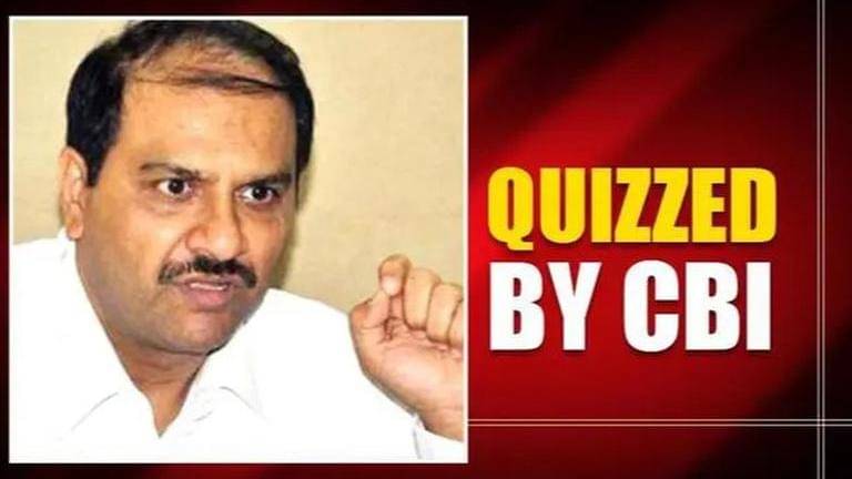 CBI probe on IMA ponzi scam: IAS Rajkumar Khatri questioned | Republic World