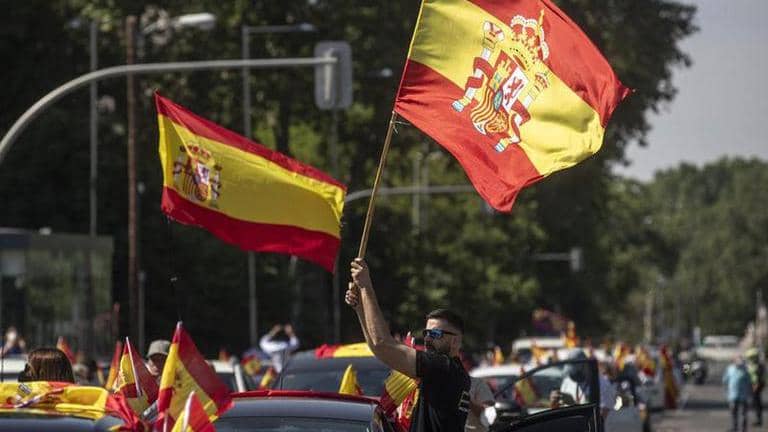 Madrid restaurants, bars protest anti-virus measures- Republic World
