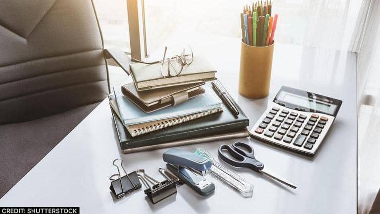 Office stationery and gift items from e-waste: Hulladek Recycling ...