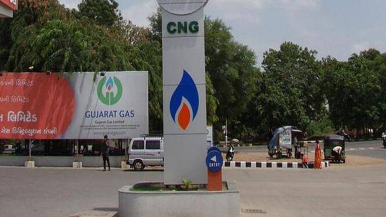 CNG, piped cooking gas prices hiked by Rs 3 | Republic World