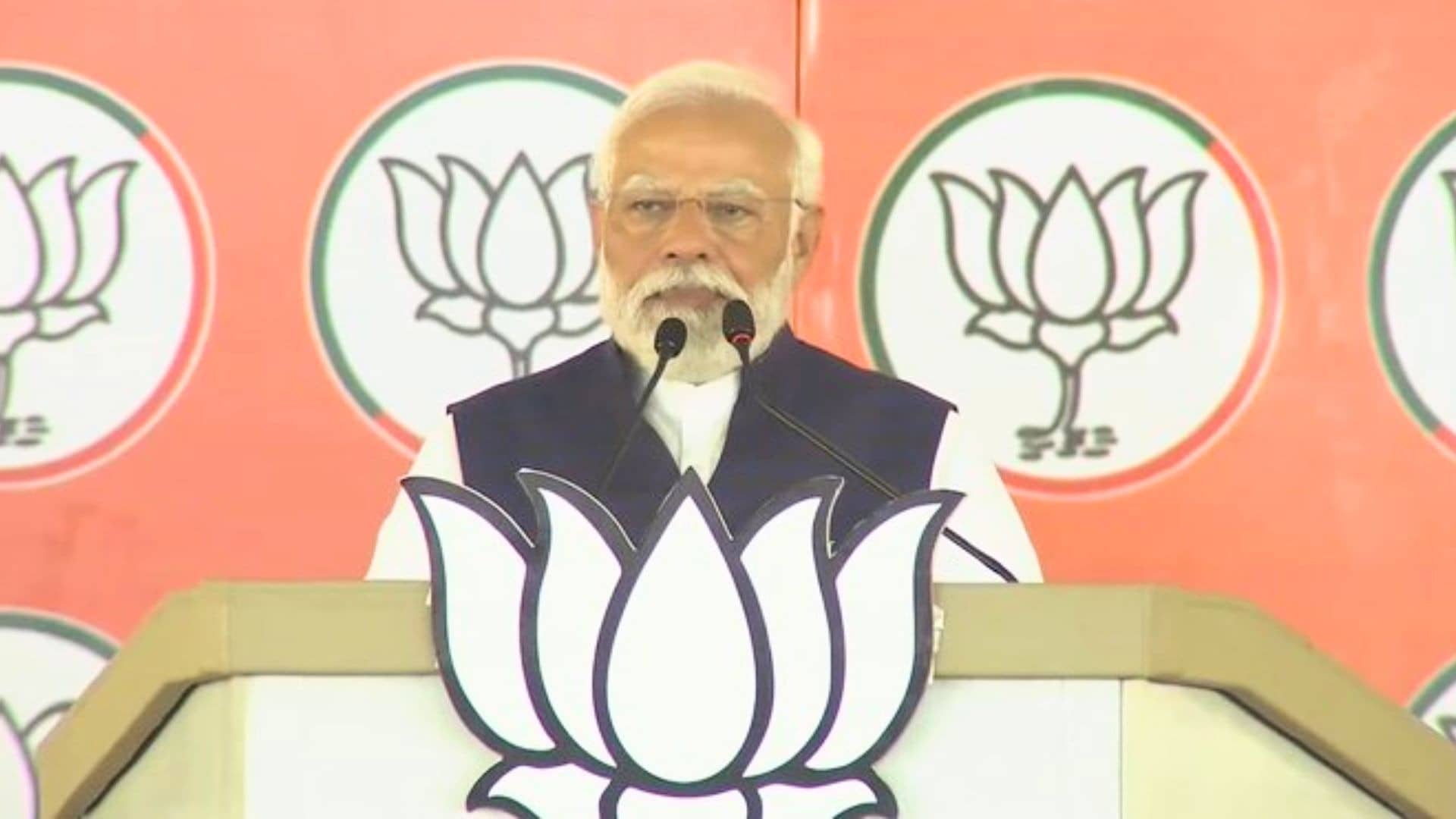 PM Modi Breaks Down Remembering BJP Leader Ramesh Murdered in Salem in ...