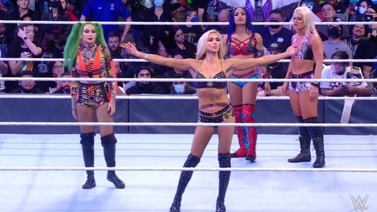 WWE SmackDown Results: Sasha Banks, Toni Storm win against Charlotte ...