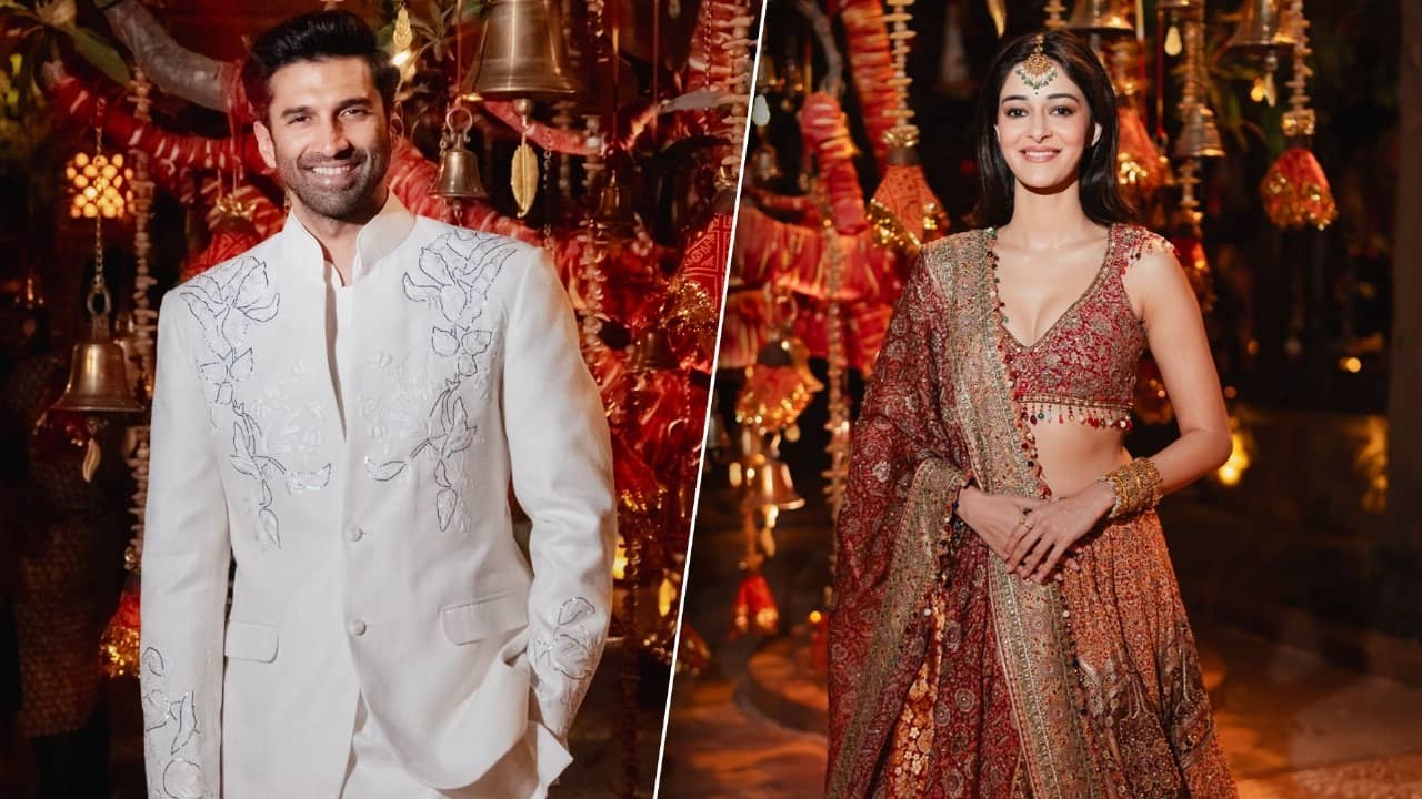 Aditya Roy Kapur-Ananya Panday Perform Ganesh Aarti Together At Anant ...