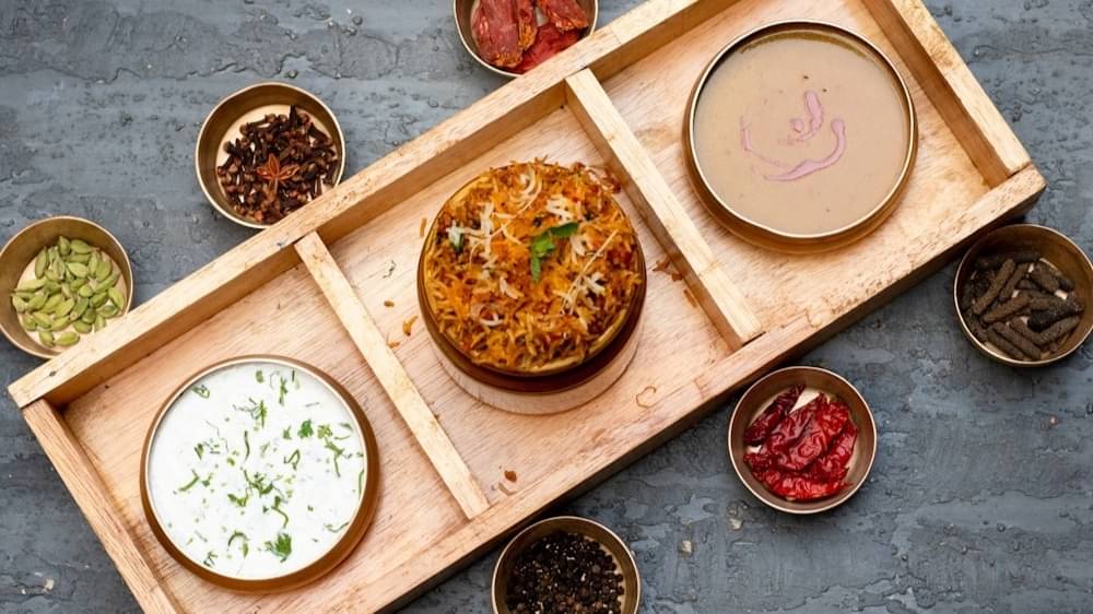 Khavsa: The Gujarati Street Food With Burmese Roots | Republic World