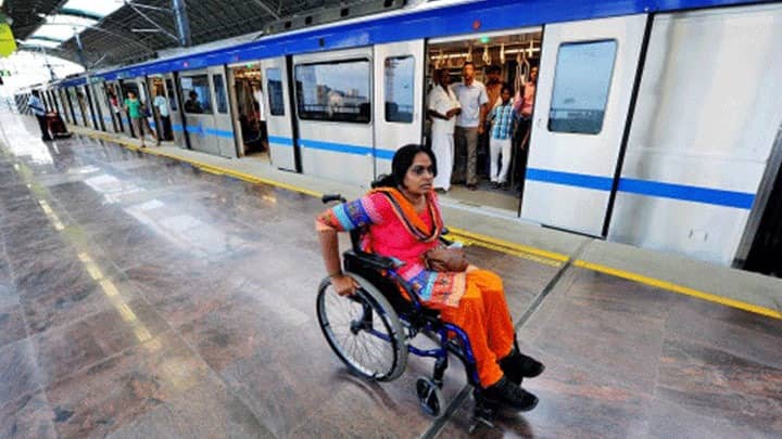 Delhi Schools Bomb Threat: CISF Stops Woman Paraarcher In E-Wheelchair ...