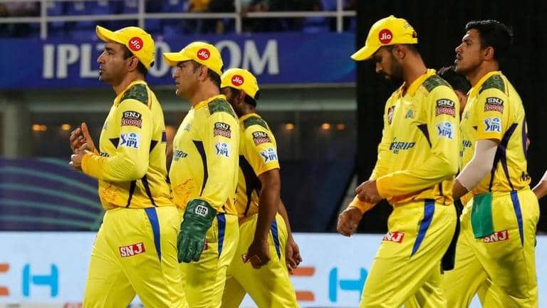 CSK captain MS Dhoni buys new SUV, takes two Indian cricketers for late ...