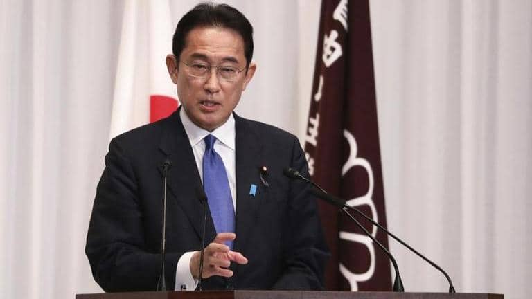 Japan eases foreign tourism ban, allows guided package tours | Republic ...
