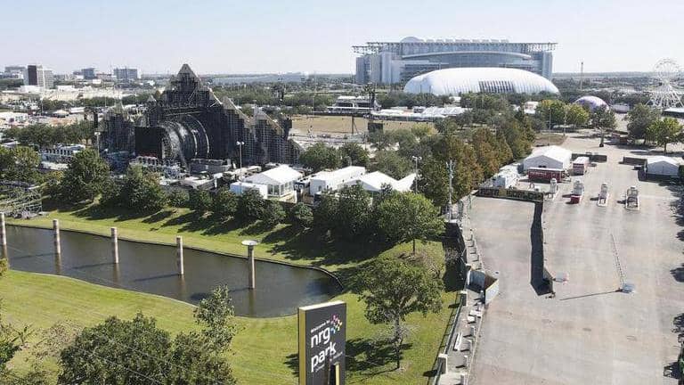 Officials: Astroworld victims died from compression asphyxia | Republic ...