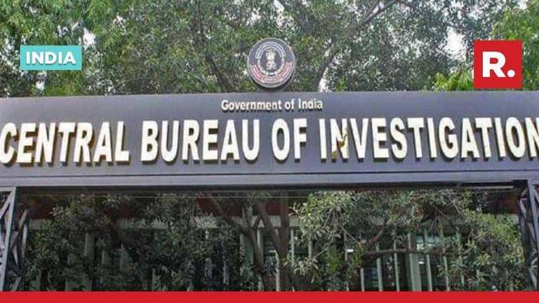 Former Allahabad HC judge named in disproportionate assets case, CBI registers case | Republic World