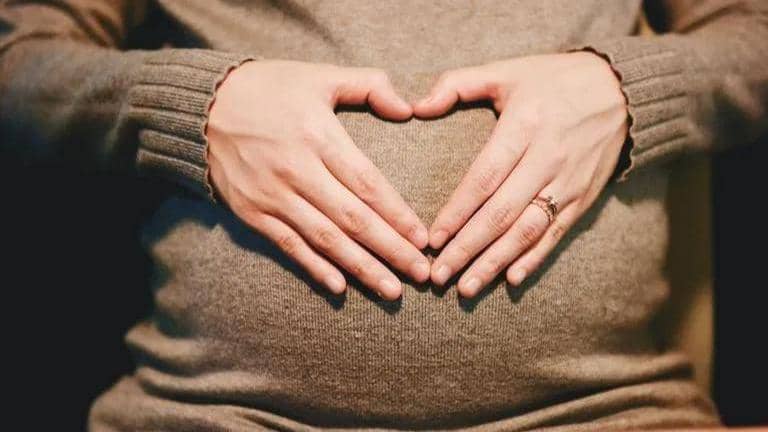 DCW notice to Indian Bank over its guidelines making pregnant women ...