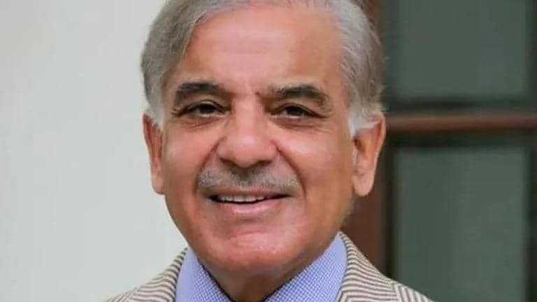 Pakistan's outgoing PM Sharif slams Imran Khan, admits to 'backing from ...