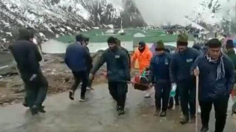 In Uttarakhand, SDRF rescues pilgrim battling oxygen shortage, airlifts ...