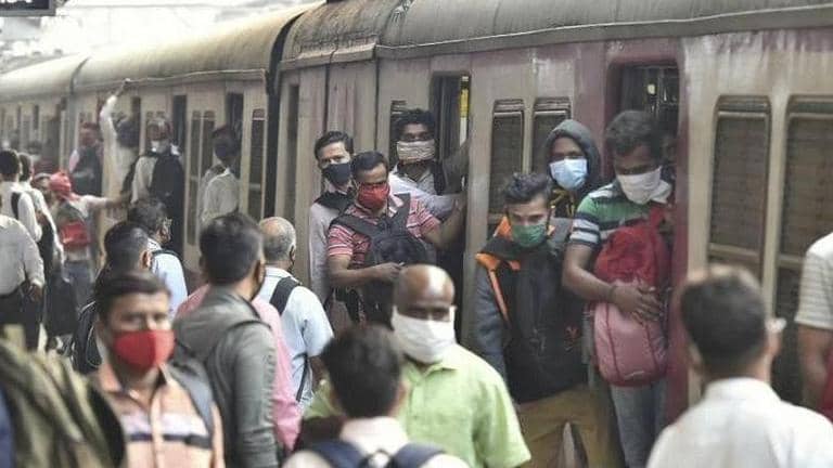 Mumbai: Two brothers beat up fellow train passenger after argument over ...