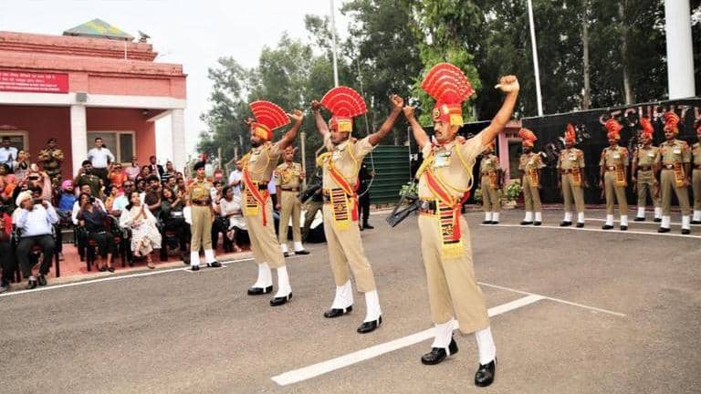BSF 'Retreat Ceremony' along IB in Jammu completes one year | Republic ...