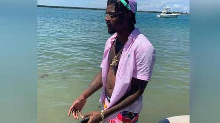 Ravens quarterback to hold Florida social event amid virus- Republic World