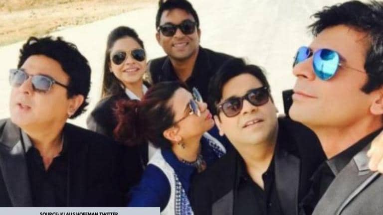 Unseen Pic Of The Day: Kiku Sharda, Sunil Grover and Ali Asger enjoy a ...