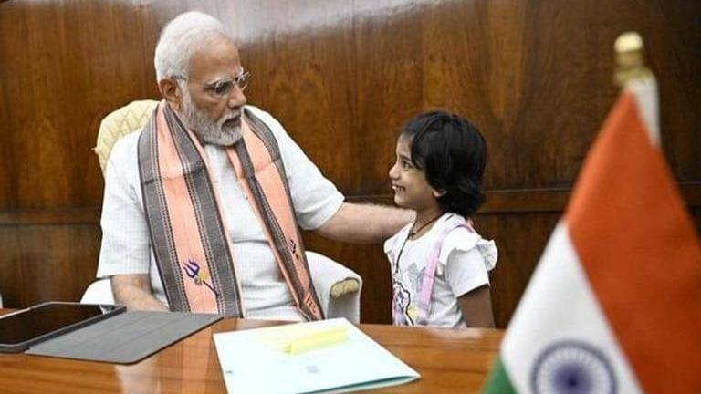 PM Modi asks MP's 8-yr-old daughter 'Do you know what I do?', answer ...